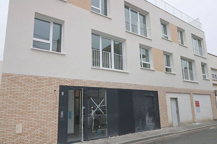 Appartement 2 pièces à Les Mureaux, à louer