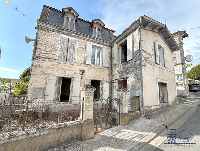 Maison 5 pièces à vendre - Saint-Fort-sur-Gironde