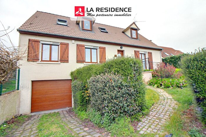 Maison à vendre - Magnanville - 7 pièces - 5 chambres