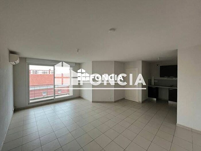 Appartement à louer - Grand Centre, Albi - 3 pièces - 2 chambres