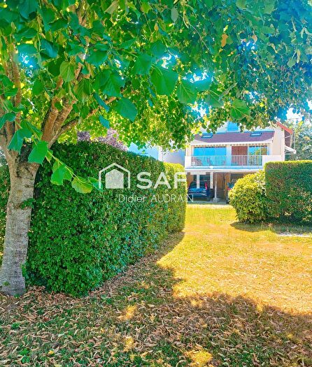 Maison à vendre - Prémilhat - 5 pièces - 3 chambres