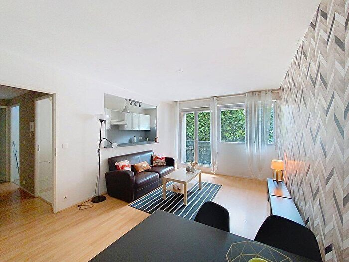 Les Communes, Bois-d'Arcy : Appartement 2 pièces à louer
