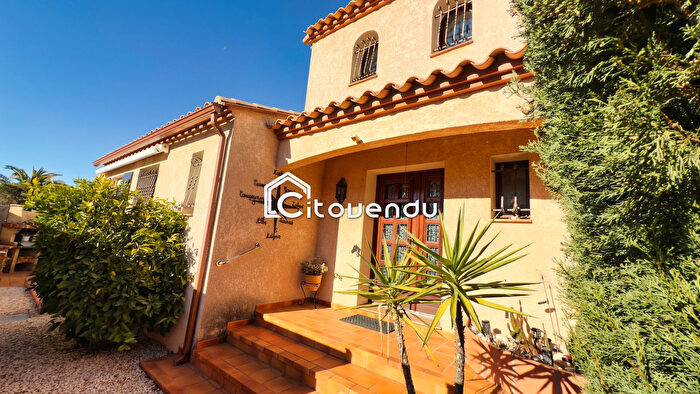 Maison à vendre - Villelongue-dels-Monts - 4 pièces - 3 chambres