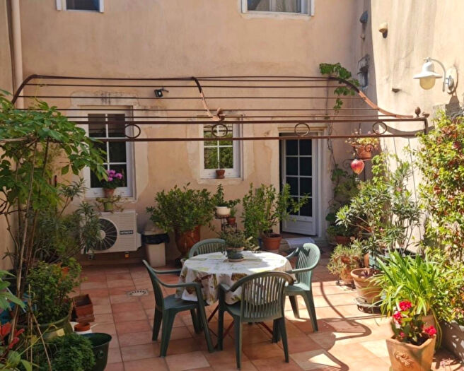 Maison à vendre - Bourg-Saint-Andéol - 4 pièces - 3 chambres