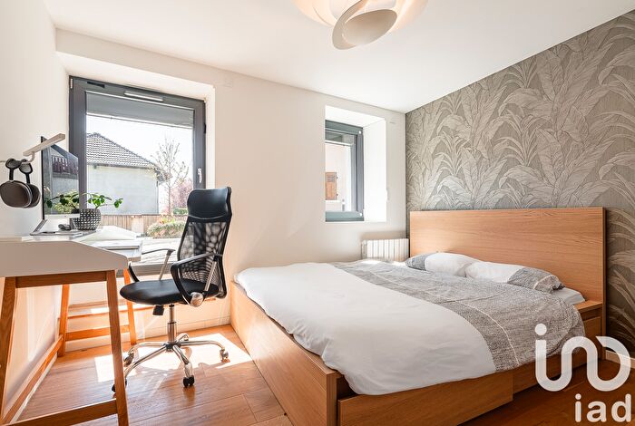 Maison à vendre - Pringy - 7 pièces - 5 chambres