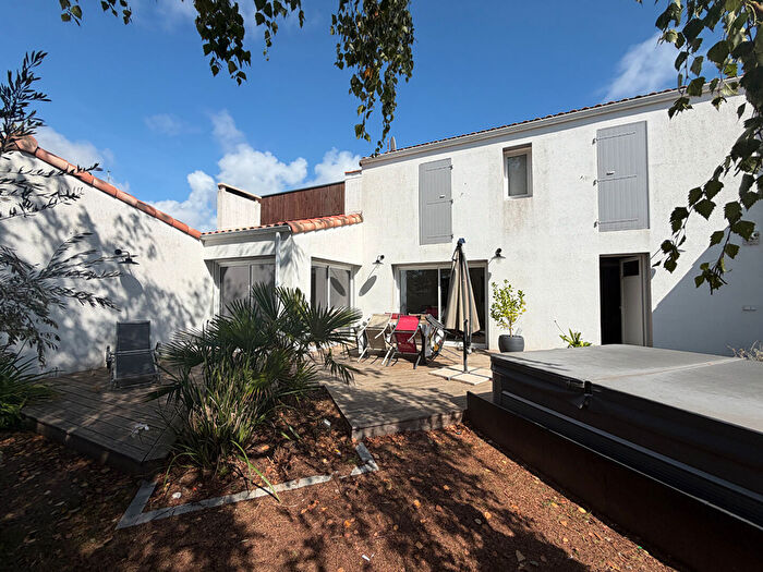 Château-d'Olonne, Nouettes, Vivier, Bois de la Rudelière : Maison 7 pièces à vendre