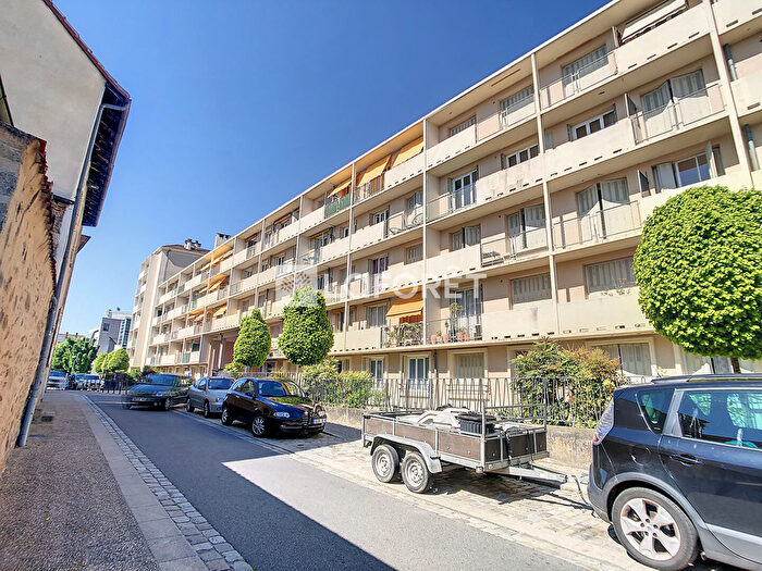 Appartement à louer - Limoges, Centre-ville, Hôtel de Ville, Emailleurs - 2 pièces - 1 chambre