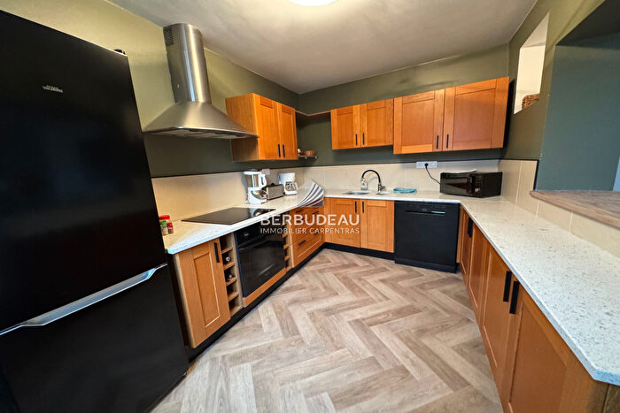 Appartement à louer - Beaumes-de-Venise - 3 pièces - 2 chambres