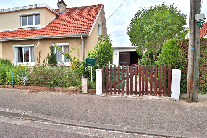 Maison 4 pièces à Troyes, Chartreux, à vendre