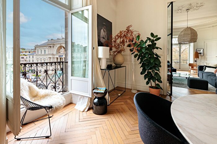 Appartement à vendre - Nantes, Centre-ville - 7 pièces - 4 chambres