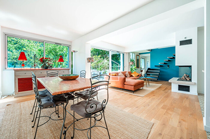 Suresnes, Plateau Ouest - Maison 9 pièces à vendre