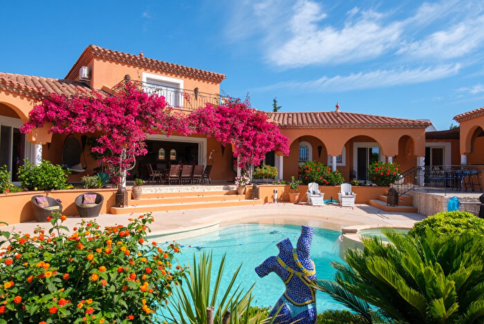 Maison à vendre - La Palme - 8 pièces - 6 chambres