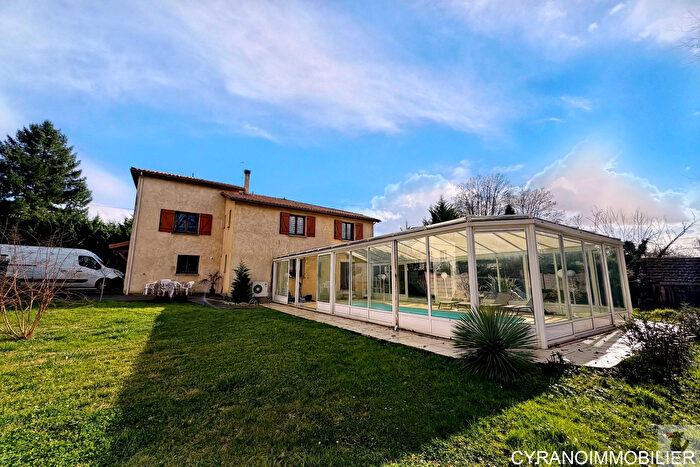 Maison à vendre - Bergerac - 8 pièces - 5 chambres