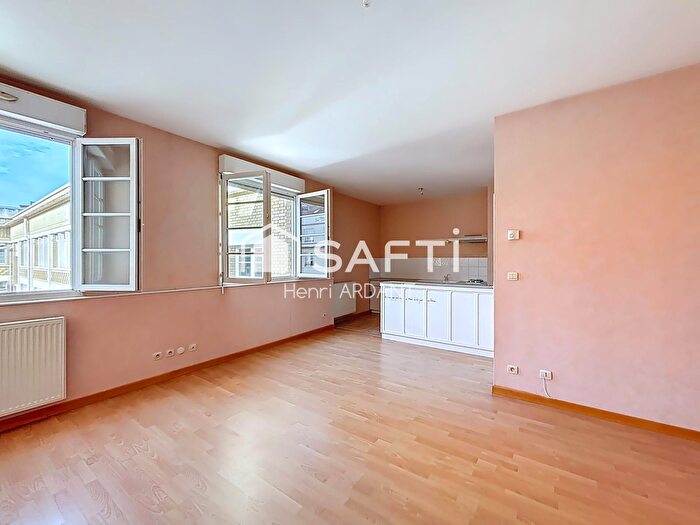Appartement à vendre - Limoges, Centre-ville, Hôtel de Ville, Emailleurs - 2 pièces - 1 chambre