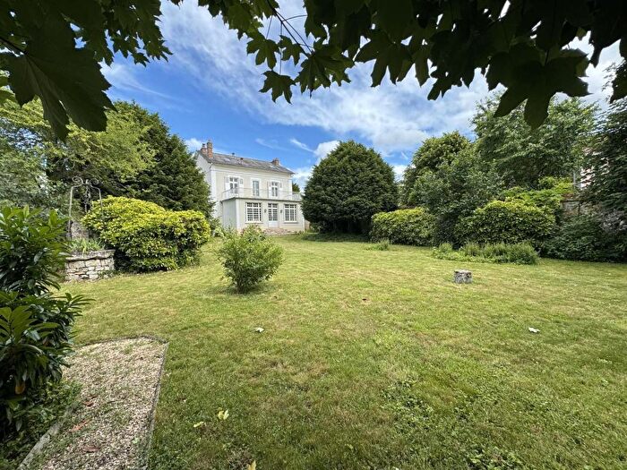 Maison 7 pièces à vendre à Chailly-en-Bière