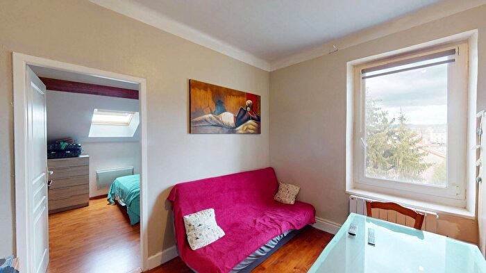 Appartement 2 pièces à Nierme et Geilles, Oyonnax, à louer