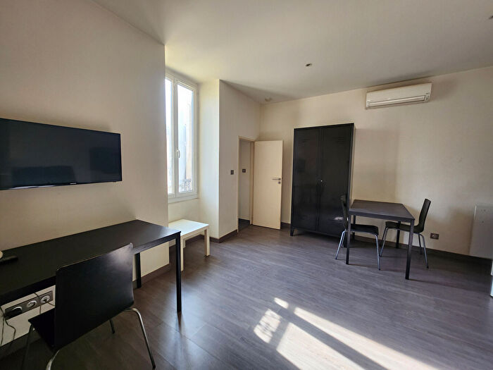 Avignon, Préfecture : Appartement 1 pièce à louer