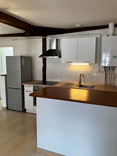 Appartement à louer - Autun, Centre-ville - 2 pièces - 1 chambre