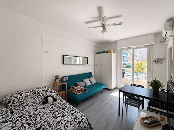 Antibes, Juan-les-Pins, Le Cap : Appartement 1 pièce à vendre