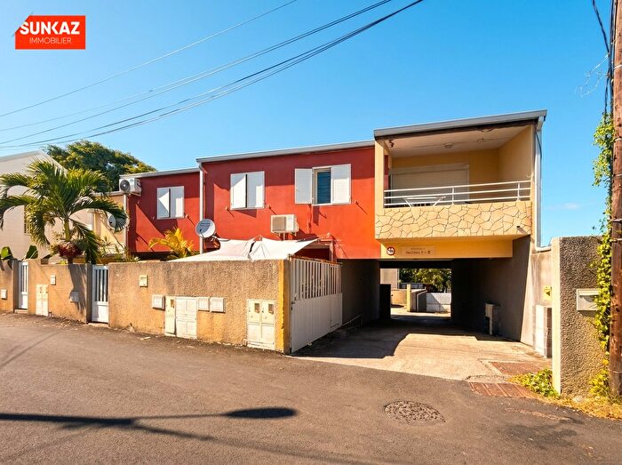 Saint-Pierre : Appartement 4 pièces à vendre