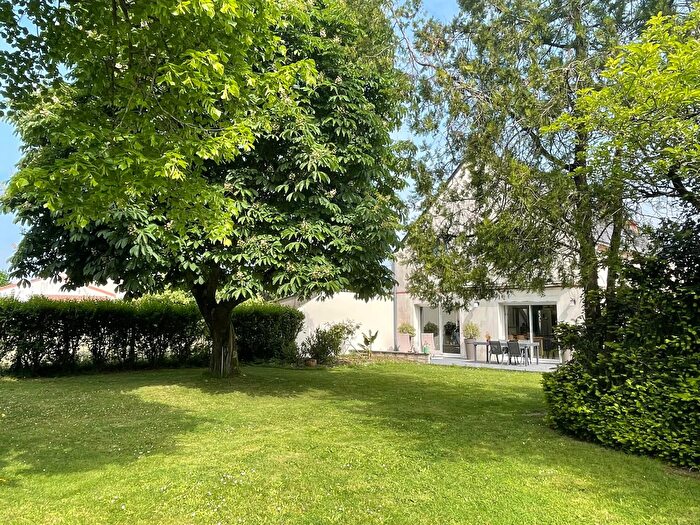 Maison à vendre - Saint-Aignan-Grandlieu - 5 pièces - 4 chambres