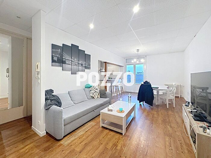 Appartement à louer - Centre, Cherbourg-en-Cotentin - 3 pièces - 1 chambre