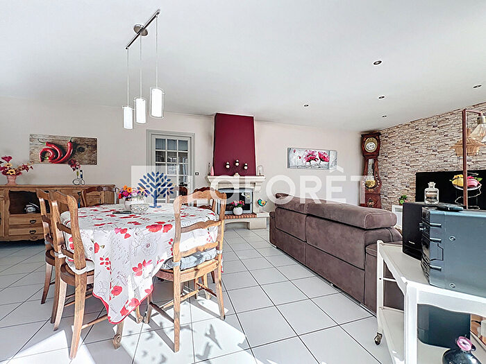 Maison à vendre - Moncoutant - 5 pièces - 3 chambres