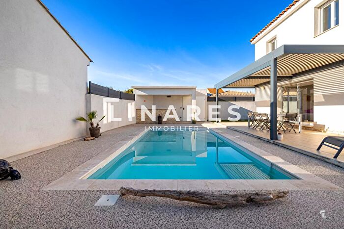 Maison à vendre - Aubagne, Passons, Verdun - 5 pièces - 4 chambres