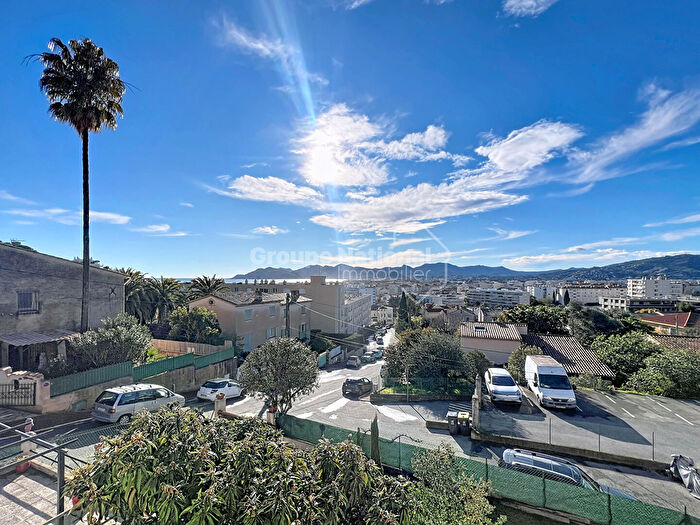 Appartement à vendre - Cannes, Croix des Gardes - 5 pièces - 4 chambres