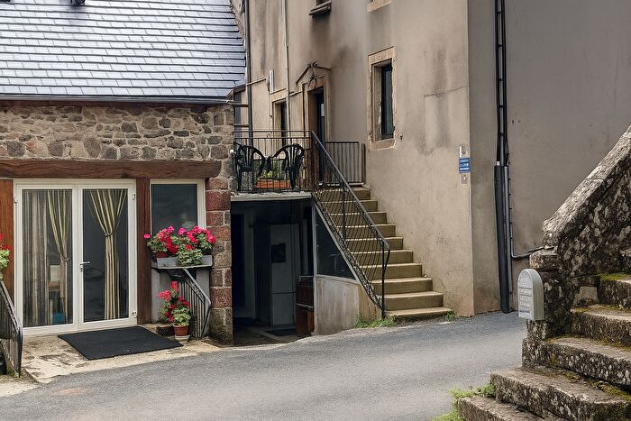 Maison à vendre - Saint-Sauveur-Camprieu - 7 pièces - 3 chambres