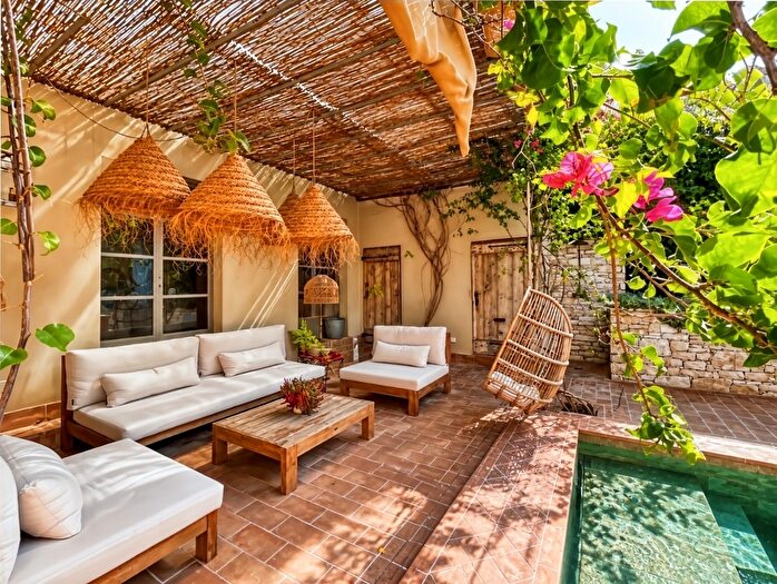 Maison 7 pièces à Saint-Florent, à vendre
