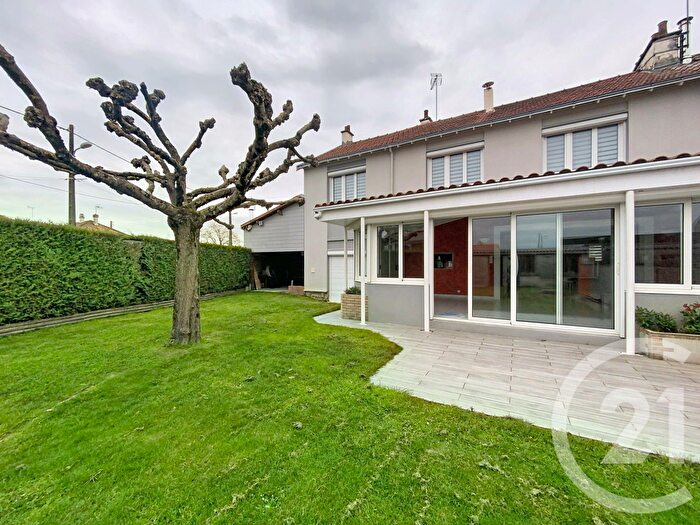 Maison à vendre - Le May-sur-Èvre - 7 pièces - 4 chambres