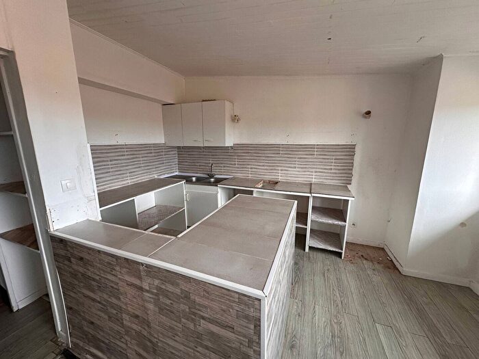 Cazaubon : Appartement 3 pièces à louer