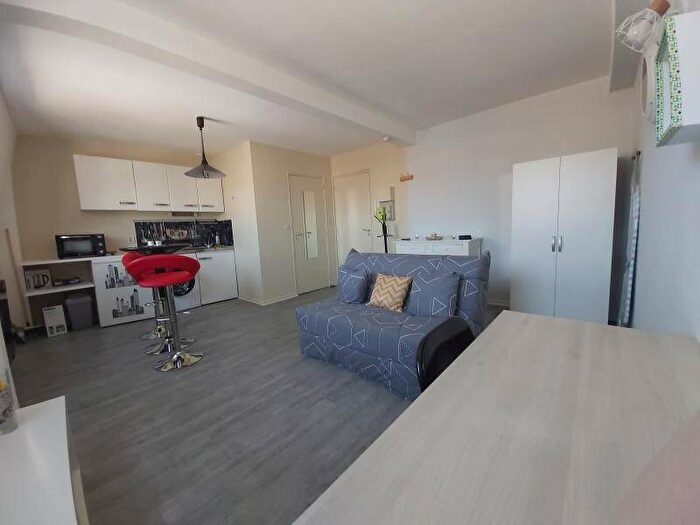 Appartement à louer - Reims - 1 pièce