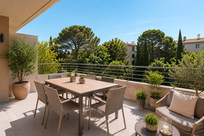 Maison 3 pièces à vendre - Aix-en-Provence, Saint-Donat, Les Platanes