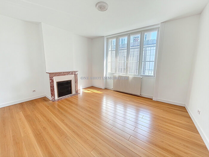 Orléans, La Croix Saint-Marceau, La Mouillère, Pré Pinson : Appartement 3 pièces à vendre