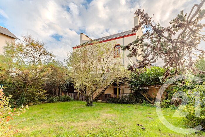 Maison à vendre - Quartiers Sud-Ouest, La Madeleine - 12 pièces - 8 chambres