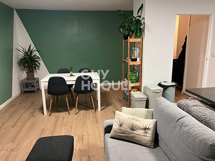 Appartement à louer - Corbeil-Essonnes, Montconseil - 3 pièces - 2 chambres