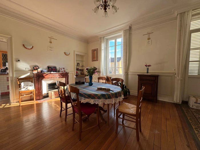 Sud, Lons-le-Saunier : Appartement 3 pièces à louer