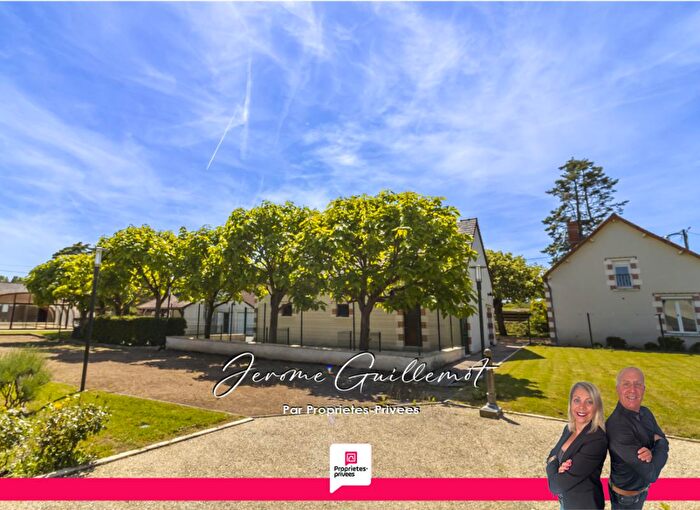 Villefranche-sur-Cher : Maison 12 pièces à vendre