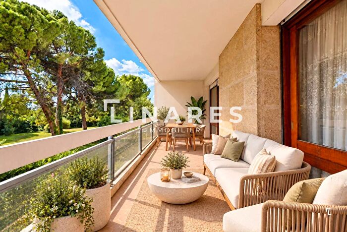 Appartement 4 pièces à vendre à Aix-en-Provence, Saint-Donat, Les Platanes