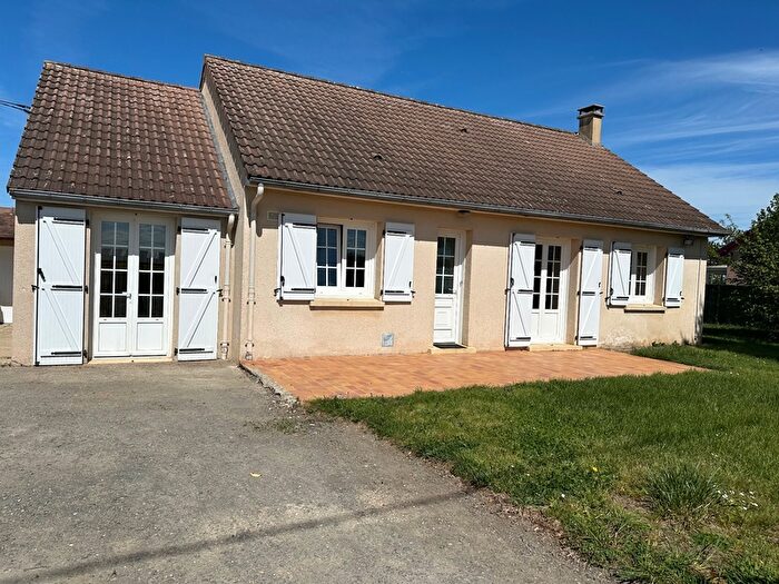 Saint-Gervais-en-Belin : Maison 4 pièces à vendre