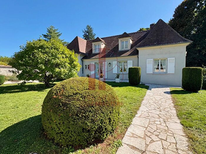 Maison à vendre - Bourron-Marlotte - 8 pièces - 2 chambres