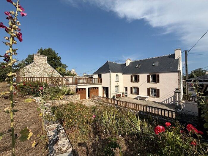 Cléden-Cap-Sizun : Maison 6 pièces à vendre