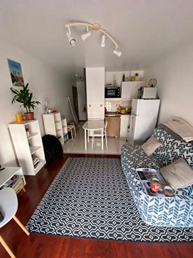 Grosse Pierre-Foch-Dunant-Guynemer-Collinet, Meaux : Appartement 1 pièce à louer