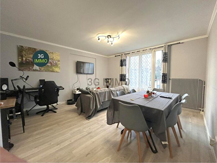 Appartement à vendre - Coubron - 4 pièces - 3 chambres