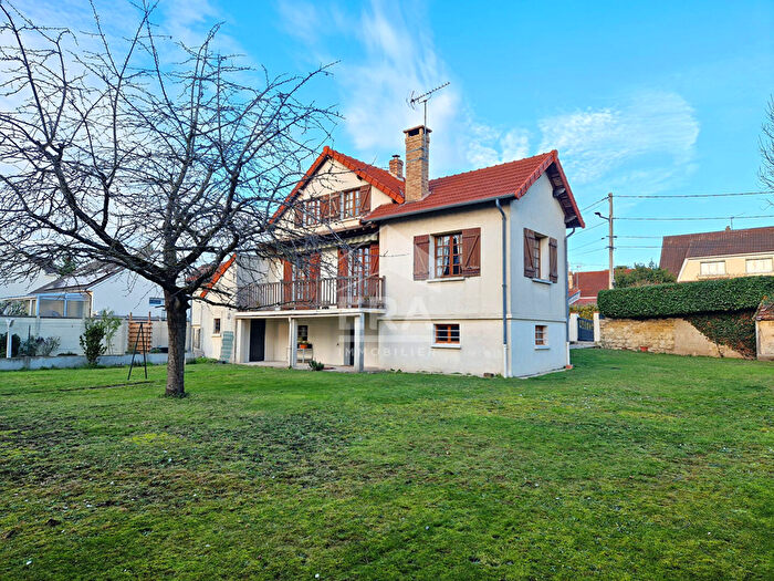Maison à vendre - Herblay, Centre-ville - 6 pièces - 4 chambres