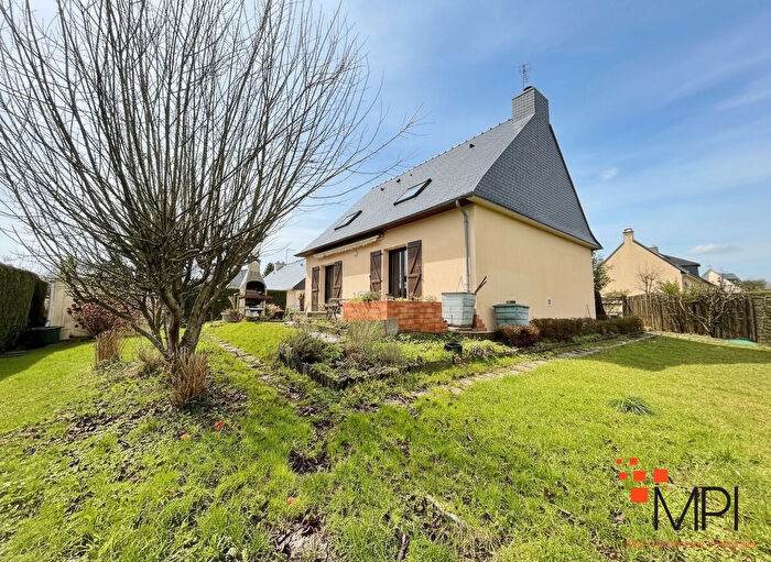 Maison à vendre - Gévezé - 6 pièces - 5 chambres