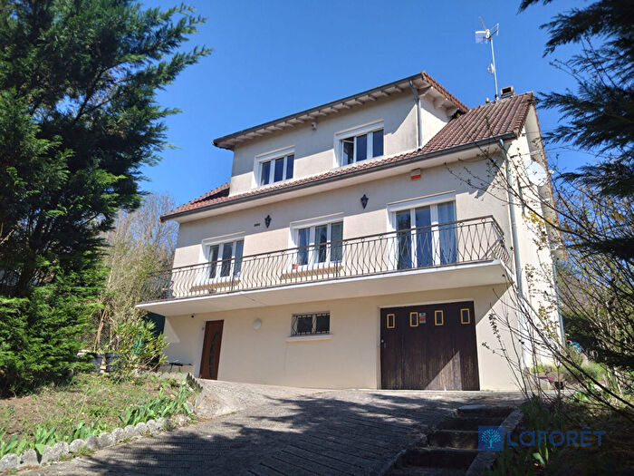 Maison à vendre - Breuillet - 6 pièces - 4 chambres
