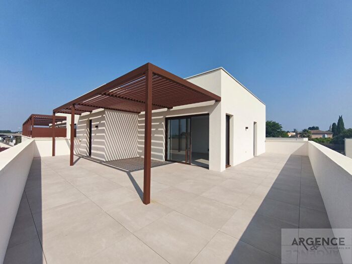 Appartement à vendre - Castries - 3 pièces - 2 chambres